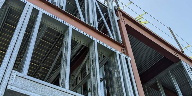 Apa Itu Metal Track & Metal Stud? Jangan Salah Pilih, Ini Fungsi ...